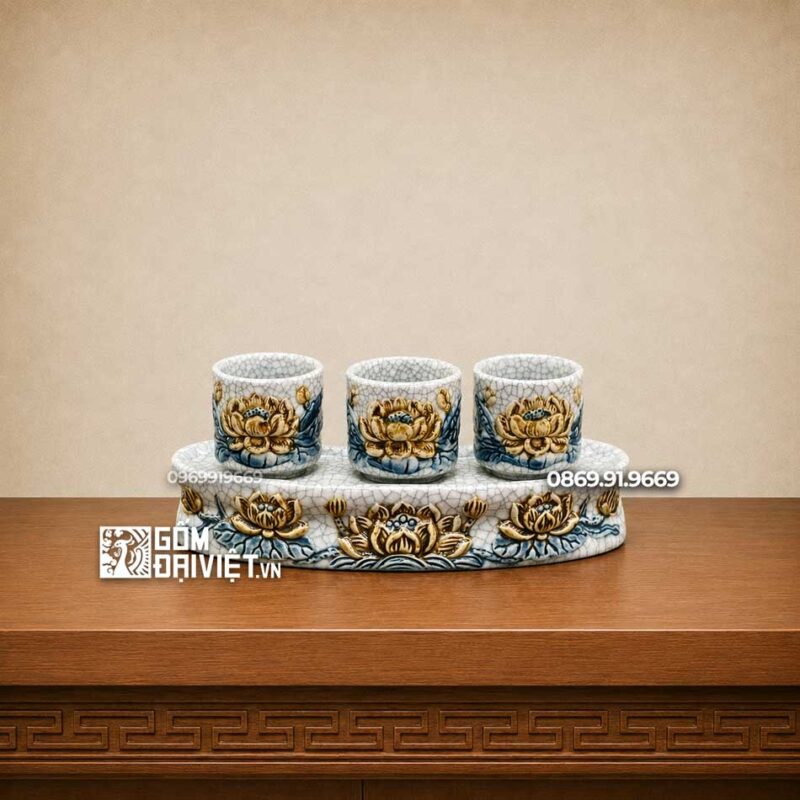 Kỷ chén thờ Rồng dáng cong men rạn đắp nổi Bát Tràng - Gốm Đại Việt